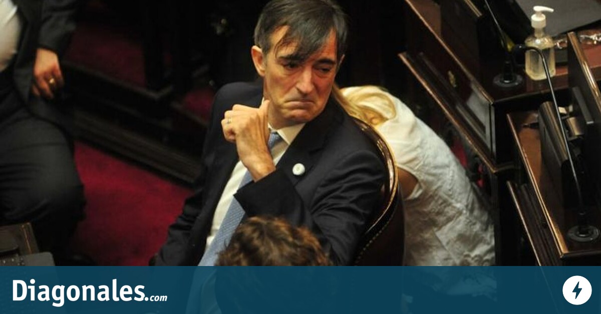 Internaron a Esteban Bullrich en terapia intensiva por una ... Internaron a Esteban Bullrich en terapia intensiva por una ...